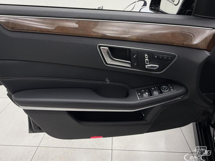 Черный Мерседес E 220 2014 в Авиженяй, объемом двигателя 2.20 л и пробегом 208 тыс. км за 11800 €, фото 23 на AUTOMOTO.COM.LV