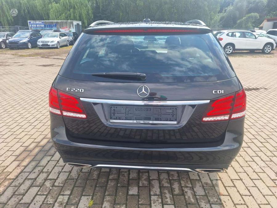 Melns Mercedes-Benz E 220 2014 Marijampole, ar dzinēja tilpumu 2.14 L un nobraukumu 380 tūkst. km par 6000 €, foto 7 vietnē AUTOMOTO.COM.LV