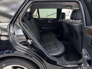 Melns Mercedes-Benz E 220 2014 Viļņa, ar dzinēja tilpumu 2.14 L un nobraukumu 208 tūkst. km par 9900 €, foto 12 vietnē AUTOMOTO.COM.LV