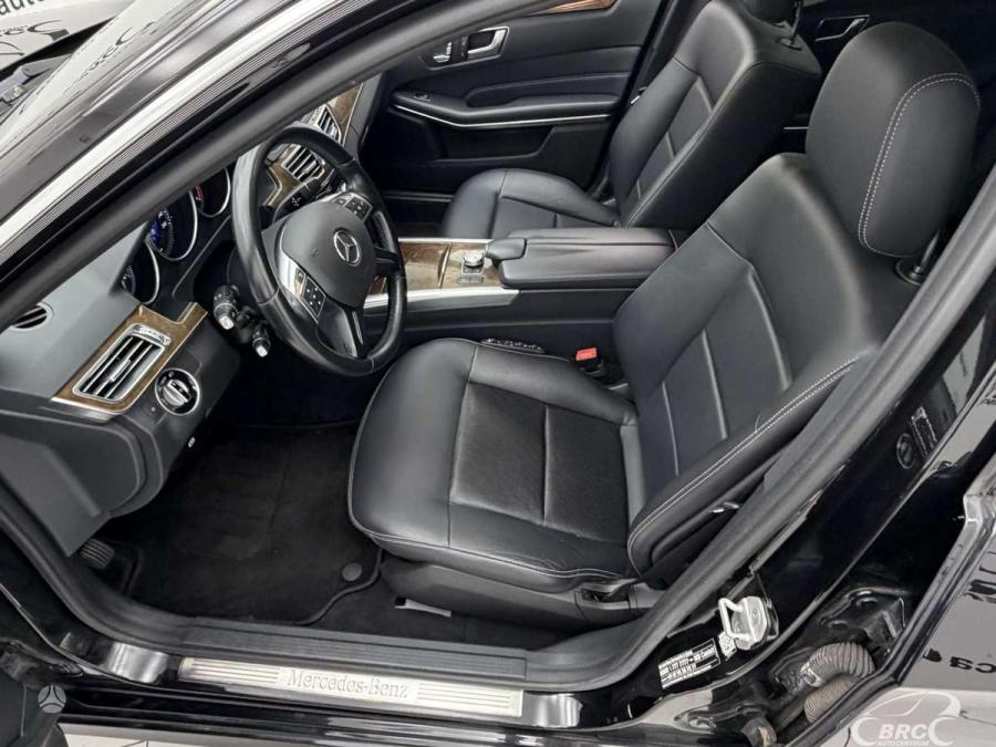 Melns Mercedes-Benz E 220 2014 Viļņa, ar dzinēja tilpumu 2.14 L un nobraukumu 208 tūkst. km par 9900 €, foto 25 vietnē AUTOMOTO.COM.LV