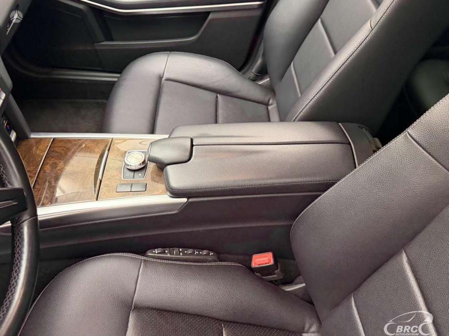Melns Mercedes-Benz E 220 2014 Viļņa, ar dzinēja tilpumu 2.14 L un nobraukumu 208 tūkst. km par 9900 €, foto 28 vietnē AUTOMOTO.COM.LV