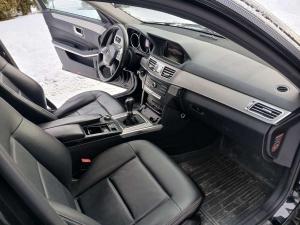 Melns Mercedes-Benz E 220 2015 Tauragė, ar dzinēja tilpumu 2.20 L un nobraukumu 350 tūkst. km par 6100 €, foto 13 vietnē AUTOMOTO.COM.LV