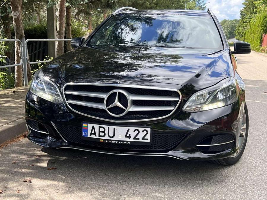 Черный Мерседес E 220 2015 в Ширвинтос, объемом двигателя 2.14 л и пробегом 326 тыс. км за 7990 €, фото 6 на AUTOMOTO.COM.LV