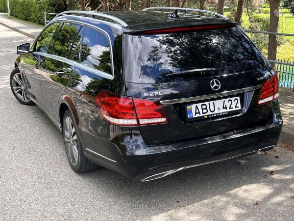 Черный Мерседес E 220 2015 в Ширвинтос, объемом двигателя 2.14 л и пробегом 326 тыс. км за 7990 €, фото 9 на AUTOMOTO.COM.LV