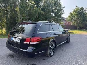 Черный Мерседес E 220 2015 в Каунас, объемом двигателя 2.14 л и пробегом 410 тыс. км за 7999 €, фото 8 на AUTOMOTO.COM.LV