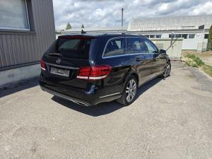 Черный Мерседес E 220 2015 в Алитус, объемом двигателя 2.15 л и пробегом 313 тыс. км за 8400 €, фото 5 на AUTOMOTO.COM.LV