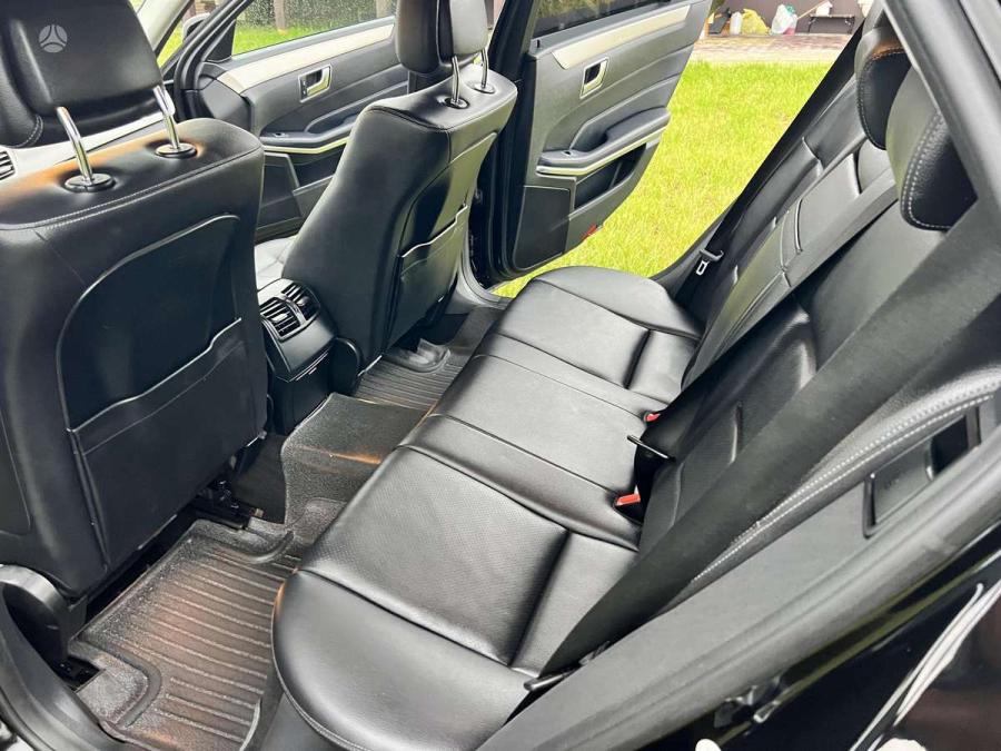 Melns Mercedes-Benz E 220 2015 Šauļi, ar dzinēja tilpumu 2.14 L un nobraukumu 229 tūkst. km par 7900 €, foto 17 vietnē AUTOMOTO.COM.LV