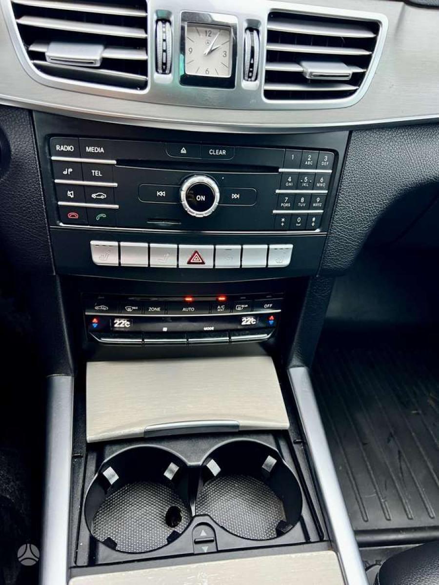Melns Mercedes-Benz E 220 2015 Šauļi, ar dzinēja tilpumu 2.14 L un nobraukumu 229 tūkst. km par 7900 €, foto 19 vietnē AUTOMOTO.COM.LV