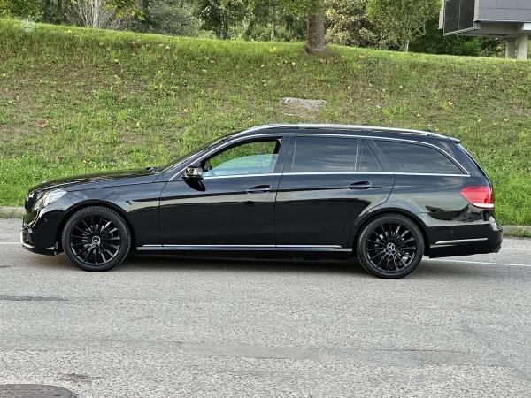 Black Mercedes-Benz E 220 2015 in Jonava, with an engine capacity of 2.20 L and mileage of 299 thousand km for 9850 €, photo 9 on AUTOMOTO.COM.LV