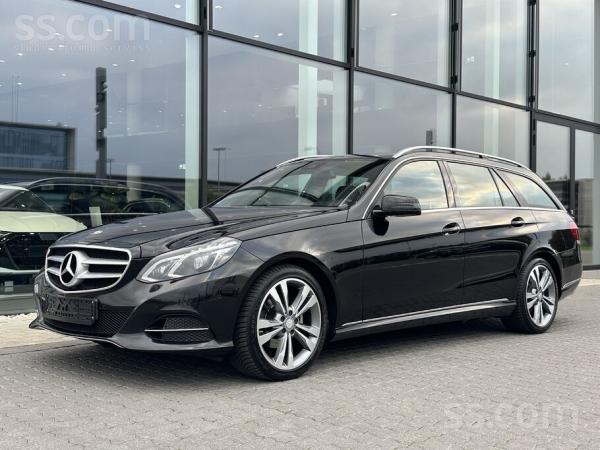 Black Mercedes-Benz E 220 2015 in Riga, with an engine capacity of 2.20 L and mileage of 306 thousand km for 9688 €, photo 1 on AUTOMOTO.COM.LV