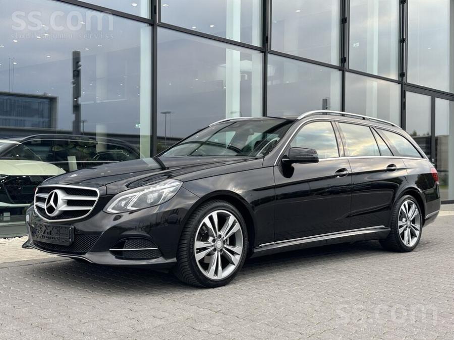 Black Mercedes-Benz E 220 2015 in Riga, with an engine capacity of 2.20 L and mileage of 306 thousand km for 9688 €, photo 1 on AUTOMOTO.COM.LV
