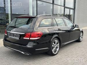 Black Mercedes-Benz E 220 2015 in Riga, with an engine capacity of 2.20 L and mileage of 306 thousand km for 9688 €, photo 7 on AUTOMOTO.COM.LV