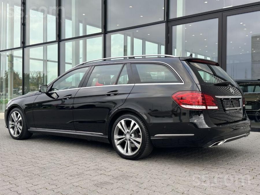 Black Mercedes-Benz E 220 2015 in Riga, with an engine capacity of 2.20 L and mileage of 306 thousand km for 9688 €, photo 8 on AUTOMOTO.COM.LV