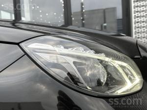 Black Mercedes-Benz E 220 2015 in Riga, with an engine capacity of 2.20 L and mileage of 306 thousand km for 9688 €, photo 11 on AUTOMOTO.COM.LV