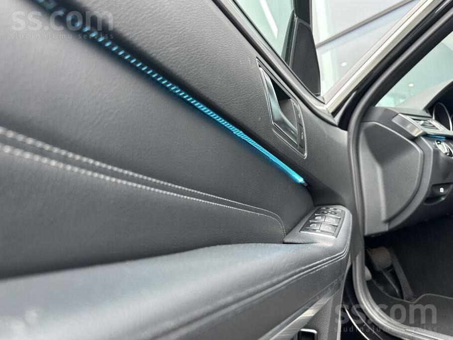 Black Mercedes-Benz E 220 2015 in Riga, with an engine capacity of 2.20 L and mileage of 306 thousand km for 9688 €, photo 25 on AUTOMOTO.COM.LV