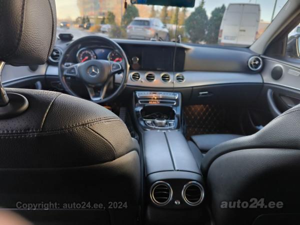 Black Mercedes-Benz E 220 2016 in Parnu, with an engine capacity of 2.00 L and mileage of 404 thousand km for 19000 €, photo 5 on AUTOMOTO.COM.LV
