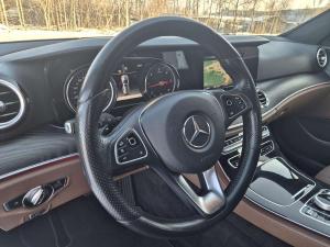 Melns Mercedes-Benz E 220 2016 Utena, ar dzinēja tilpumu 1.95 L un nobraukumu 277 tūkst. km par 14950 €, foto 18 vietnē AUTOMOTO.COM.LV