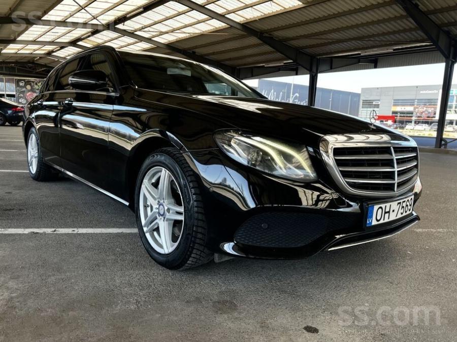 Черный Мерседес E 220 2016 в Рига, объемом двигателя 2.00 л и пробегом 317 тыс. км за 8690 €, фото 6 на AUTOMOTO.COM.LV