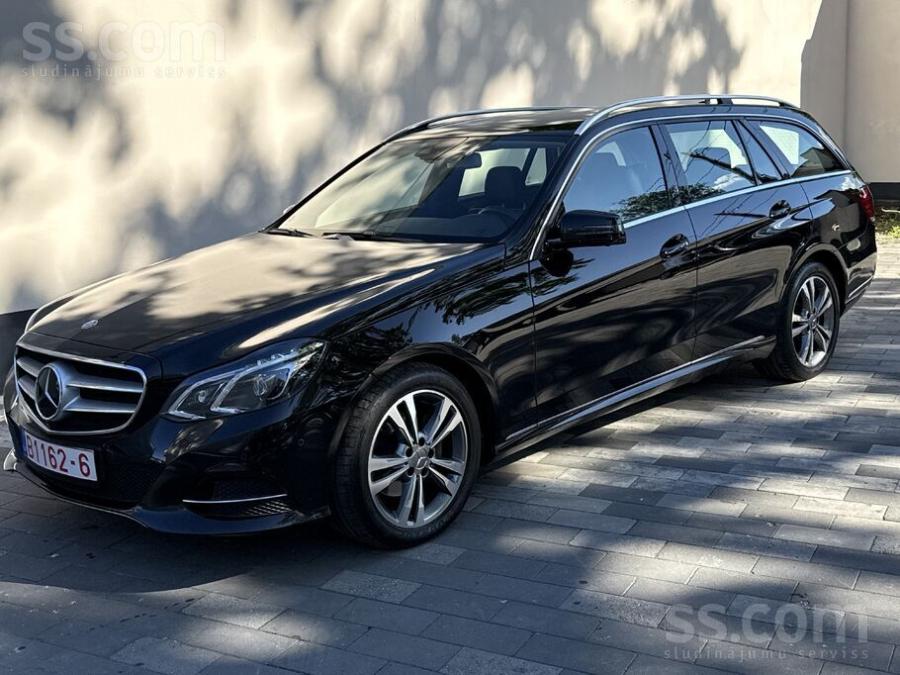 Black Mercedes-Benz E 220 2016 in Riga, with an engine capacity of 2.20 L and mileage of 369 thousand km for 9200 €, photo 6 on AUTOMOTO.COM.LV