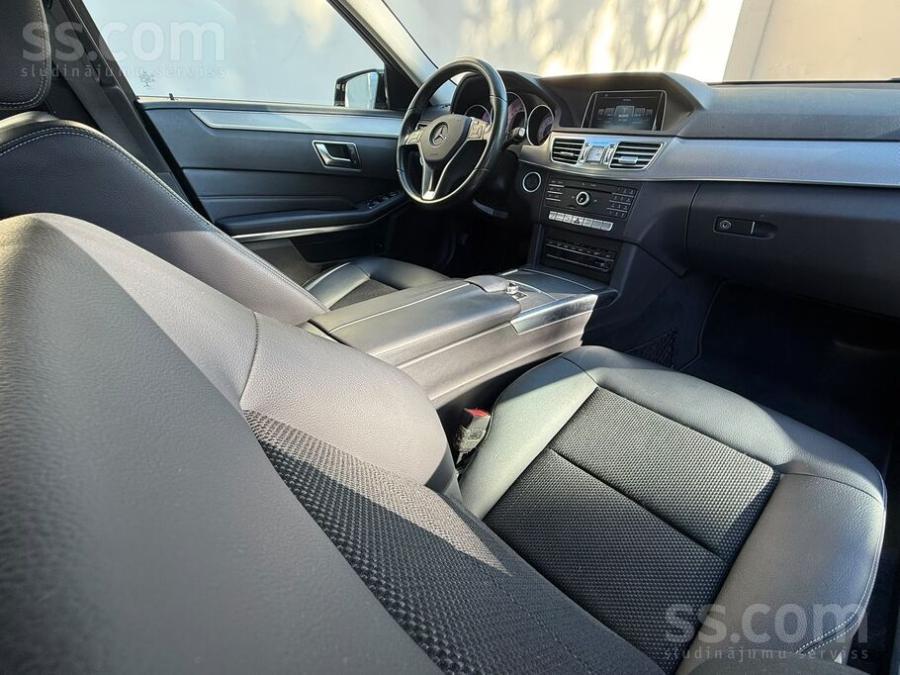 Black Mercedes-Benz E 220 2016 in Riga, with an engine capacity of 2.20 L and mileage of 369 thousand km for 9200 €, photo 11 on AUTOMOTO.COM.LV