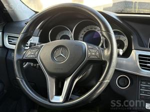 Black Mercedes-Benz E 220 2016 in Riga, with an engine capacity of 2.20 L and mileage of 369 thousand km for 9200 €, photo 21 on AUTOMOTO.COM.LV