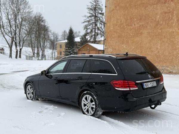 Melns Mercedes-Benz E 220 2016 Rīga, ar dzinēja tilpumu 2.20 L un nobraukumu 560 tūkst. km par 2750 €, foto 5 vietnē AUTOMOTO.COM.LV