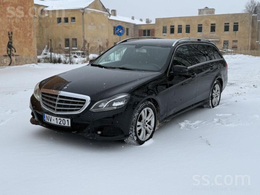 Черный Мерседес E 220 2016 в Рига, объемом двигателя 2.20 л и пробегом 560 тыс. км за 2750 €, фото 8 на AUTOMOTO.COM.LV