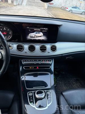 Melns Mercedes-Benz E 220 2016 Rīga, ar dzinēja tilpumu 2.00 L un nobraukumu 314 tūkst. km par 11400 €, foto 9 vietnē AUTOMOTO.COM.LV