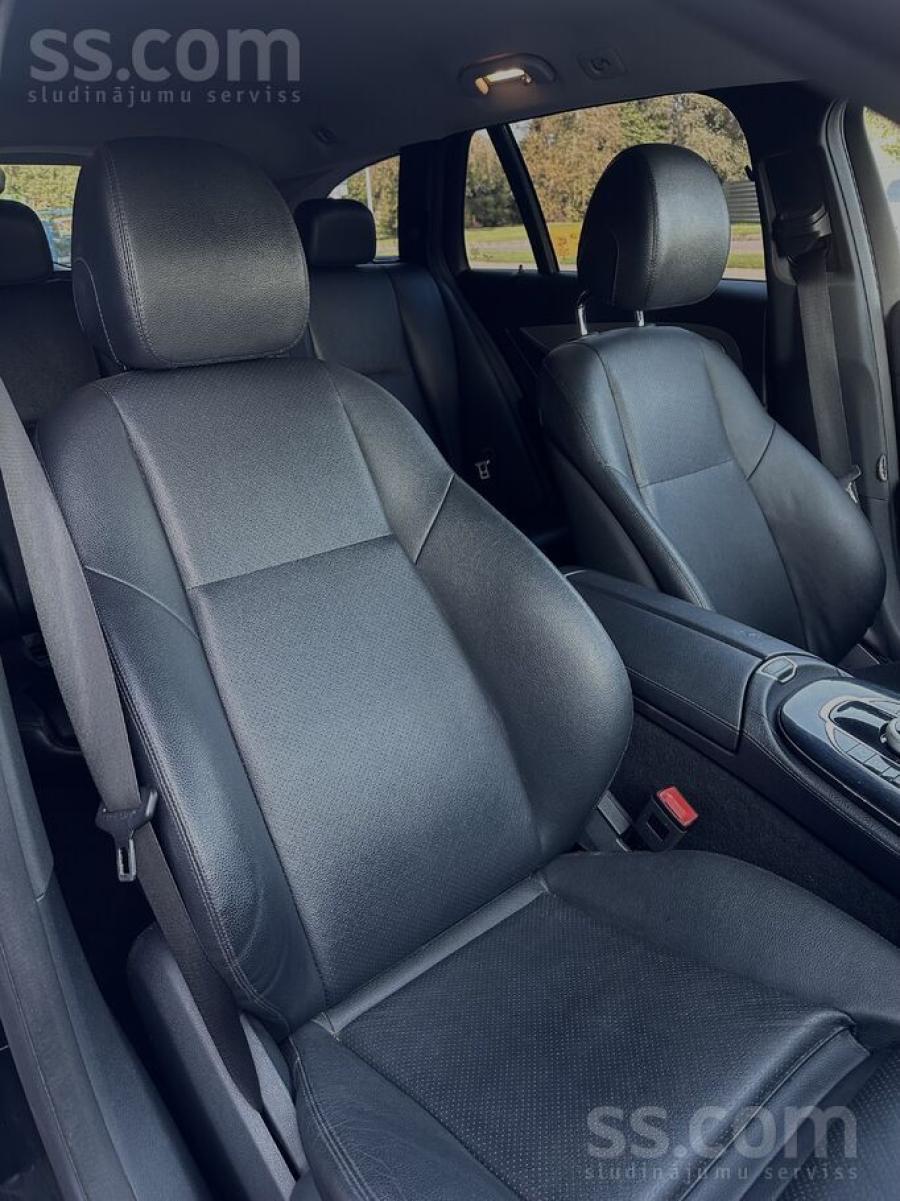 Melns Mercedes-Benz E 220 2016 Rīga, ar dzinēja tilpumu 2.00 L un nobraukumu 314 tūkst. km par 11400 €, foto 12 vietnē AUTOMOTO.COM.LV