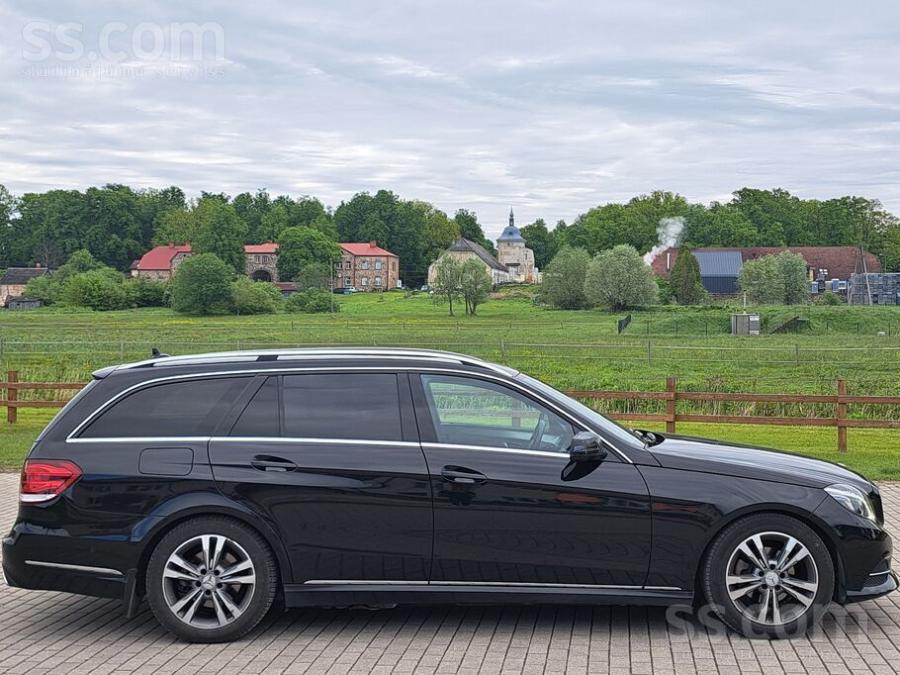 Black Mercedes-Benz E 220 2016 in Valmiera, with an engine capacity of 2.10 L and mileage of 264 thousand km for 11700 €, photo 5 on AUTOMOTO.COM.LV