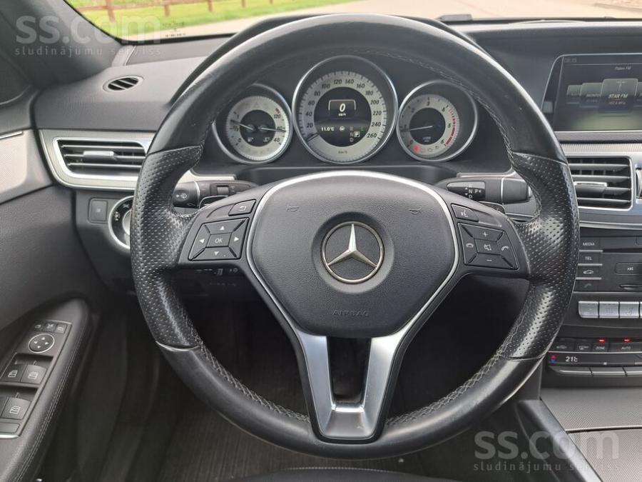 Black Mercedes-Benz E 220 2016 in Valmiera, with an engine capacity of 2.10 L and mileage of 264 thousand km for 11700 €, photo 12 on AUTOMOTO.COM.LV