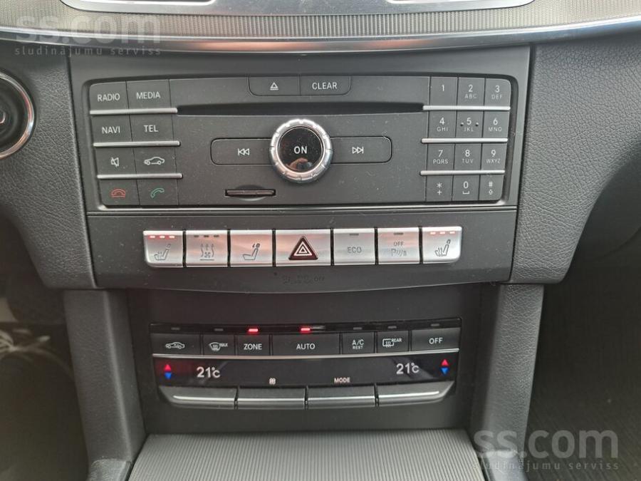 Black Mercedes-Benz E 220 2016 in Valmiera, with an engine capacity of 2.10 L and mileage of 264 thousand km for 11700 €, photo 19 on AUTOMOTO.COM.LV