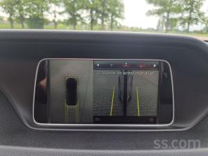 Black Mercedes-Benz E 220 2016 in Valmiera, with an engine capacity of 2.10 L and mileage of 264 thousand km for 11700 €, photo 23 on AUTOMOTO.COM.LV