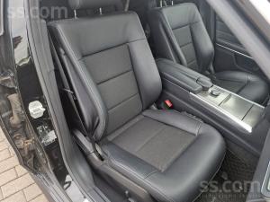 Black Mercedes-Benz E 220 2016 in Valmiera, with an engine capacity of 2.10 L and mileage of 264 thousand km for 11700 €, photo 28 on AUTOMOTO.COM.LV