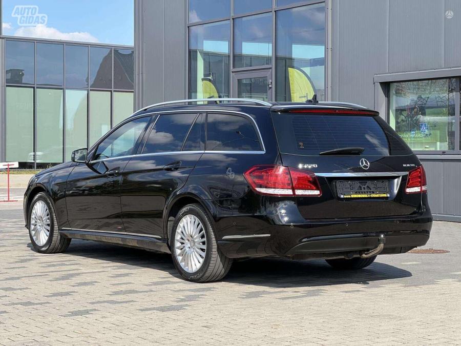 Melns Mercedes-Benz E 220 2016 Šauļi, ar dzinēja tilpumu 2.10 L un nobraukumu 298 tūkst. km par 9900 €, foto 9 vietnē AUTOMOTO.COM.LV