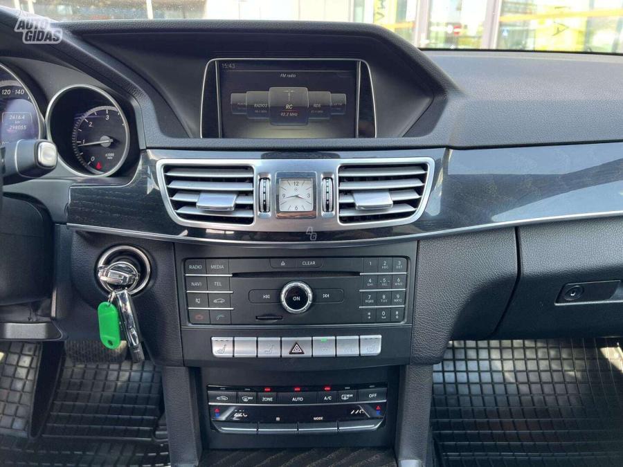 Melns Mercedes-Benz E 220 2016 Šauļi, ar dzinēja tilpumu 2.10 L un nobraukumu 298 tūkst. km par 9900 €, foto 16 vietnē AUTOMOTO.COM.LV