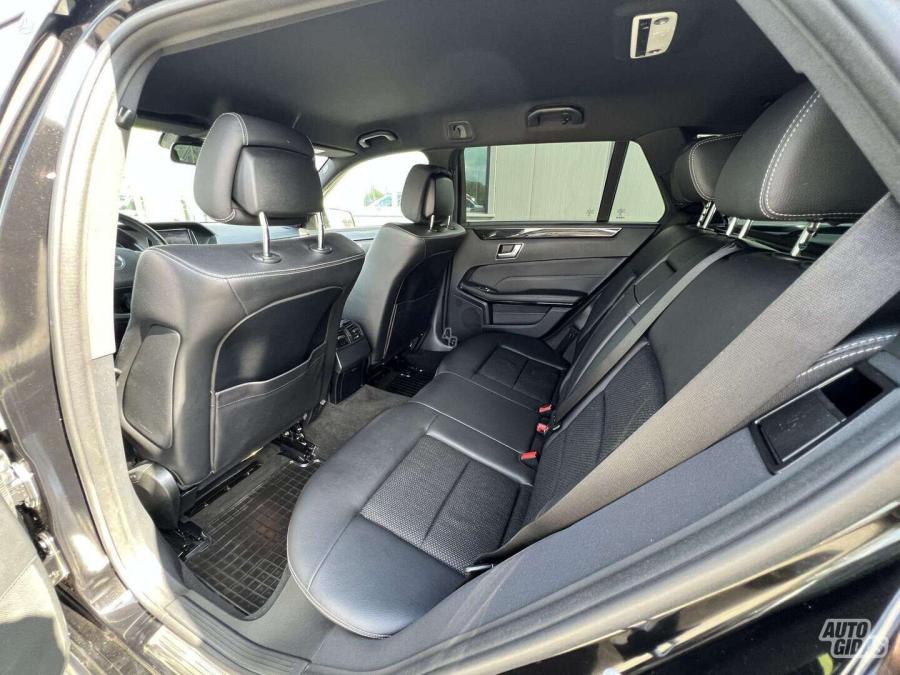 Melns Mercedes-Benz E 220 2016 Šauļi, ar dzinēja tilpumu 2.10 L un nobraukumu 298 tūkst. km par 9900 €, foto 19 vietnē AUTOMOTO.COM.LV