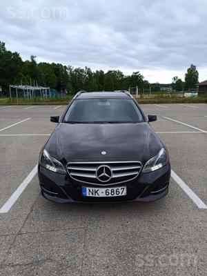 Черный Мерседес E 220 2016 в Рига, объемом двигателя 2.20 л и пробегом 525 тыс. км за 9000 €, фото  на AUTOMOTO.COM.LV
