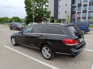 Черный Мерседес E 220 2016 в Рига, объемом двигателя 2.20 л и пробегом 525 тыс. км за 9000 €, фото 8 на AUTOMOTO.COM.LV