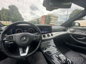 Black Mercedes-Benz E 220 2016 in Riga, with an engine capacity of 2.00 L and mileage of 214 thousand km for 16200 €, photo 8 on AUTOMOTO.COM.LV