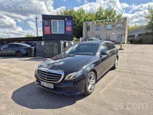 Black Mercedes-Benz E 220 2016 in Riga, with an engine capacity of 2.00 L and mileage of 317 thousand km for 9990 €, photo  on AUTOMOTO.COM.LV