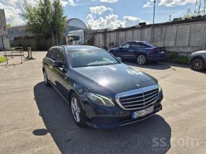 Melns Mercedes-Benz E 220 2016 Rīga, ar dzinēja tilpumu 2.00 L un nobraukumu 317 tūkst. km par 9990 €, foto 3 vietnē AUTOMOTO.COM.LV