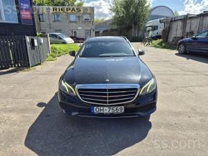 Melns Mercedes-Benz E 220 2016 Rīga, ar dzinēja tilpumu 2.00 L un nobraukumu 317 tūkst. km par 9990 €, foto 4 vietnē AUTOMOTO.COM.LV