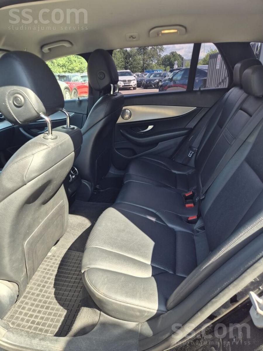 Melns Mercedes-Benz E 220 2016 Rīga, ar dzinēja tilpumu 2.00 L un nobraukumu 317 tūkst. km par 9990 €, foto 11 vietnē AUTOMOTO.COM.LV
