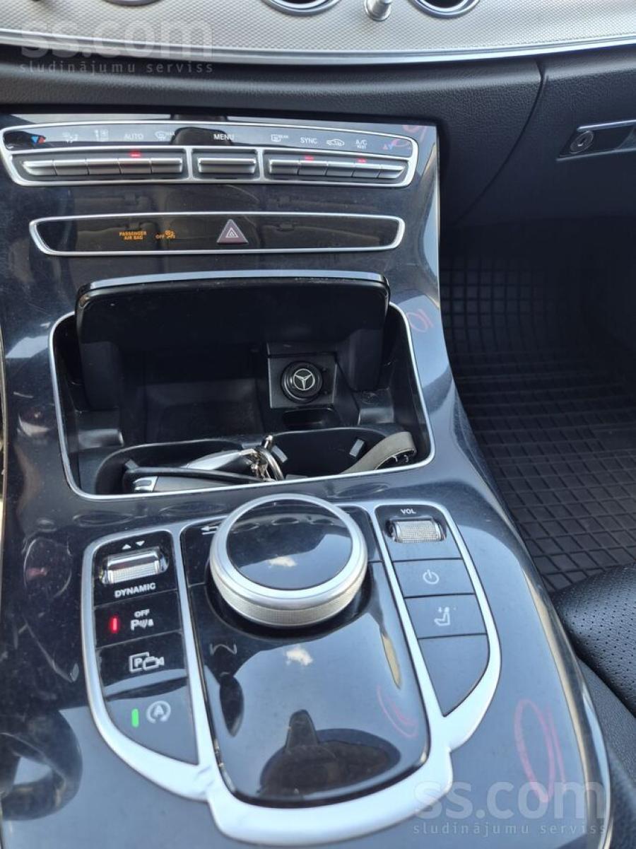 Melns Mercedes-Benz E 220 2016 Rīga, ar dzinēja tilpumu 2.00 L un nobraukumu 317 tūkst. km par 9990 €, foto 18 vietnē AUTOMOTO.COM.LV