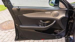 Melns Mercedes-Benz E 220 2016 Rīga, ar dzinēja tilpumu 2.00 L un nobraukumu 317 tūkst. km par 9990 €, foto 23 vietnē AUTOMOTO.COM.LV