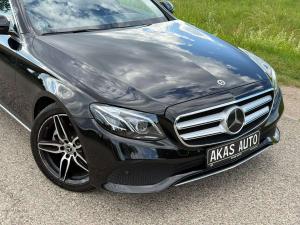 Черный Мерседес E 220 2016 в Вилкавишкис, объемом двигателя 1.95 л и пробегом 265 тыс. км за 15200 €, фото 9 на AUTOMOTO.COM.LV