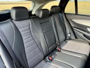 Черный Мерседес E 220 2016 в Вилкавишкис, объемом двигателя 1.95 л и пробегом 265 тыс. км за 15200 €, фото 26 на AUTOMOTO.COM.LV