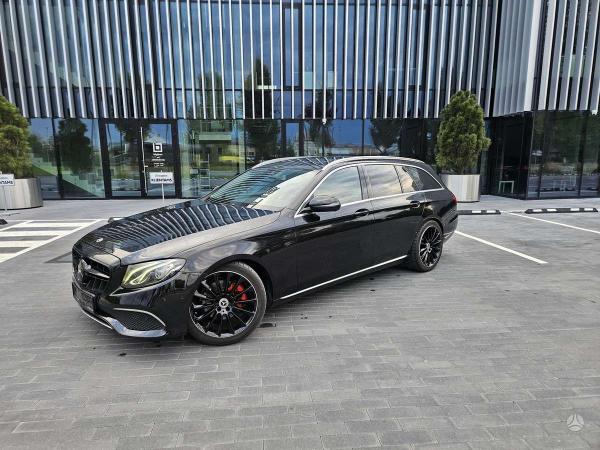 Melns Mercedes-Benz E 220 2016 Kauņa, ar dzinēja tilpumu 1.95 L un nobraukumu 111 tūkst. km par 17500 €, foto 5 vietnē AUTOMOTO.COM.LV