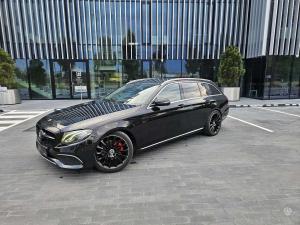 Black Mercedes-Benz E 220 2016 in Kaunas, with an engine capacity of 1.95 L and mileage of 111 thousand km for 17500 €, photo 6 on AUTOMOTO.COM.LV